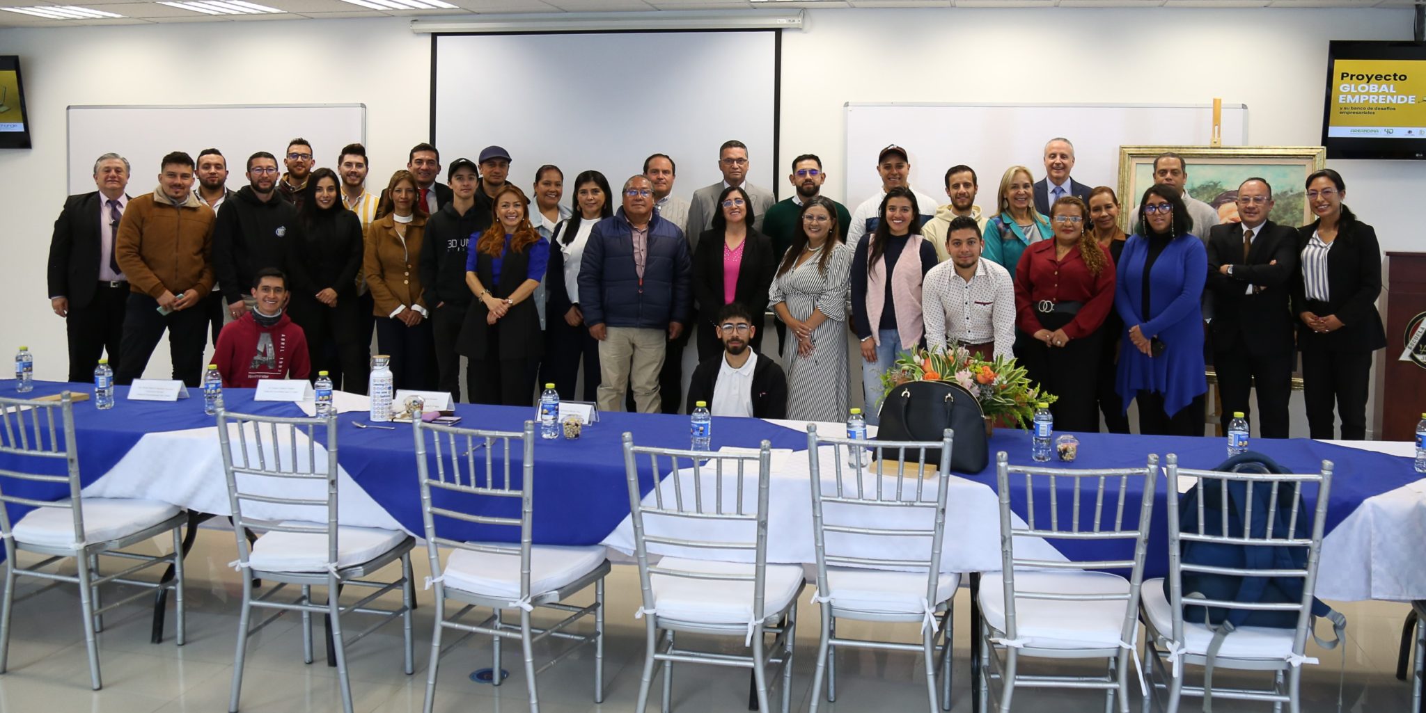 Egresados, Empresarios y Administrativos de la Corpas y el Área Andina ...